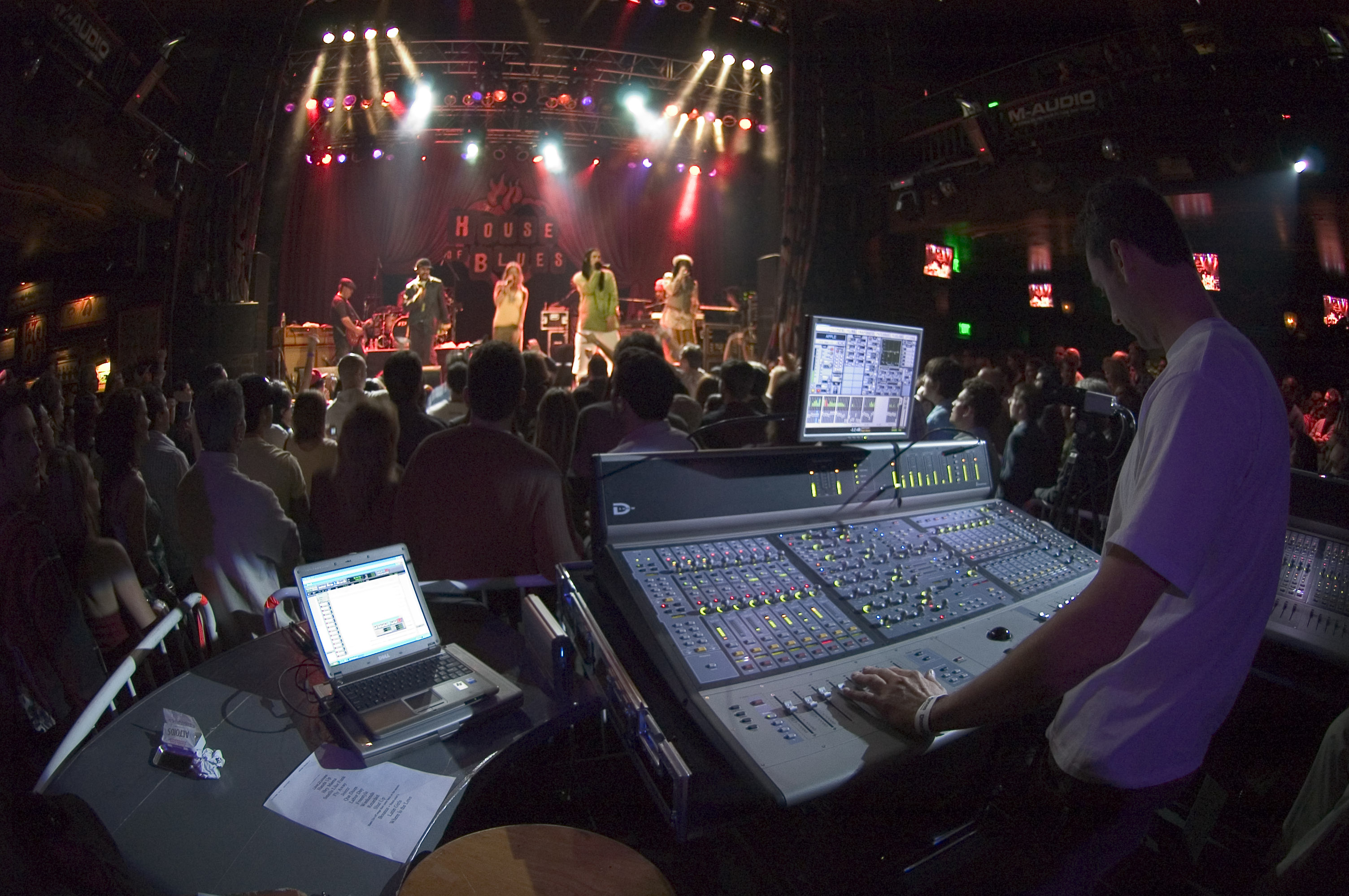 Avid: Private Concerts